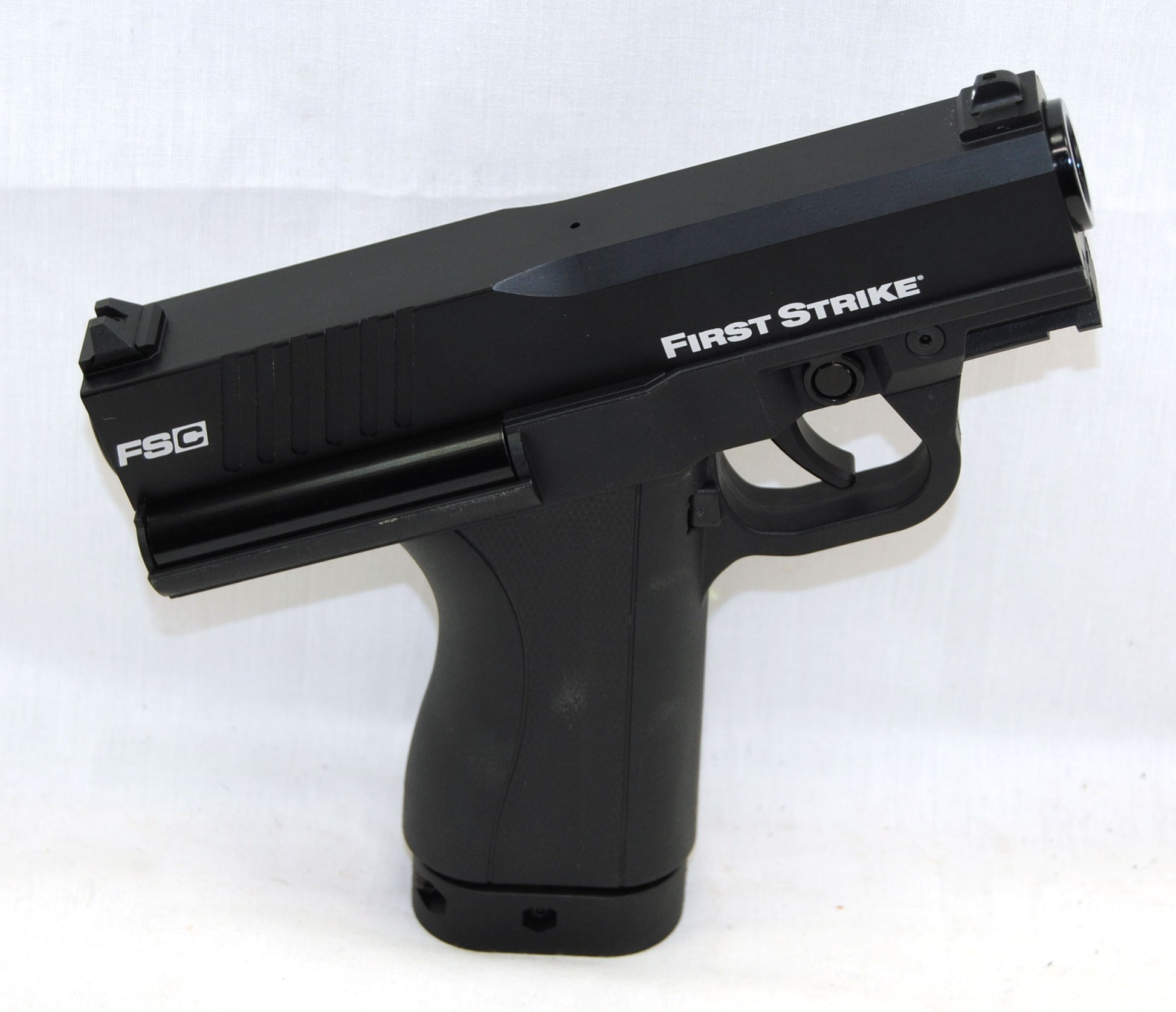 Used First Strike FSC Paintball Pistol with Case – PB Sports LLC